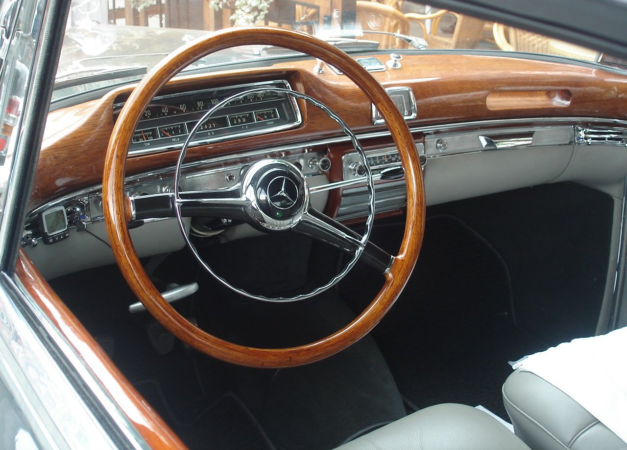 Mercedes-Benz W128 Coupe 220 SE (115 Hp)